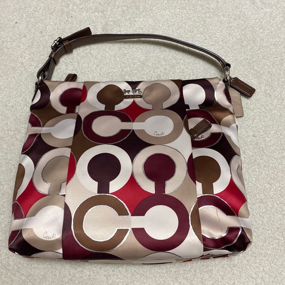 Coach | Bags | Coach Madison Graphic Op Art Metallic Isabelle | Poshmark